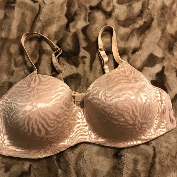 Playtex | Intimates & Sleepwear | Playtex 46c Lined Underwire Lace Bra ...